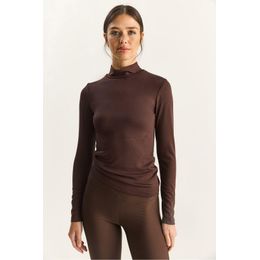 Slim Fit Langarm-Halbrollkragenoberteil