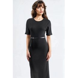 Tailliertes kurz&auml;rmliges Midikleid