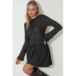 Kreuzkragen Langarm Skater Mini Kleid mit Knopfdetails
