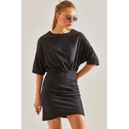 Bequemes Mini-Jersey-Kleid mit Rundhalsausschnitt