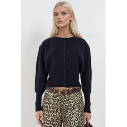 Slim Fit Rundhalsstrickjacke