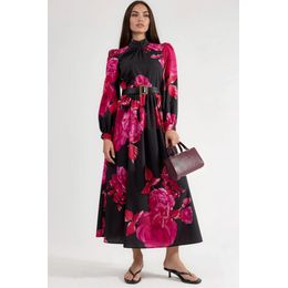 Blumiges Maxikleid mit G&uuml;rtel und halbem Rollkragen