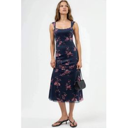 Blumiges Midikleid mit Herzkragen