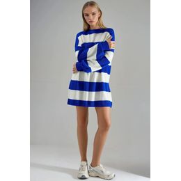 Gestreiftes Mini-Kleid mit Rundhalsausschnitt