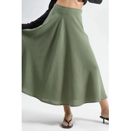 Hochtaillierter, strukturierten A-Linien-Maxikleid