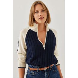 Strukturierter Acrylpullover mit Rei&szlig;verschlusskragen
