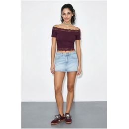 Schulterfreie, spitzenverzierte Crop-Bluse