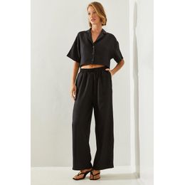Gekn&ouml;pftes Crop-Shirt und weit geschnittene Hose Set