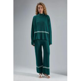 Gestreiftes Rippstrick-Bekleidungsset