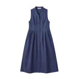 Gekn&ouml;pfter Tippet-Kragen-Maxi-Kleid