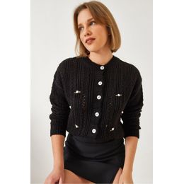 Strickjacke mit Struktur und Knopfverschluss