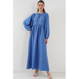 Gemustertes Maxikleid mit Schleife