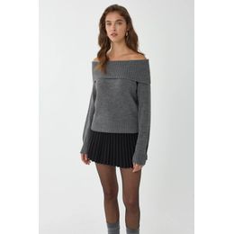 Schulterfreier Strickpullover