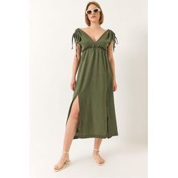 V-Ausschnitt Maxikleid mit Schlitz