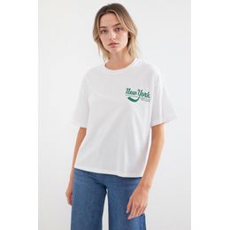 Bedrucktes T-Shirt mit Rundhalsausschnitt in l&auml;ssiger Passform