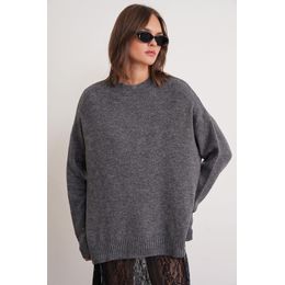 &Uuml;bergro&szlig;er Strickpullover