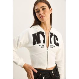 Kapuzenshirt mit Print im Slim Fit Crop-Design