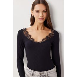 Spitzen-U-Ausschnitt Langarm-Fit-Bluse