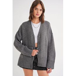 Gestreifter V-Ausschnitt Cardigan mit Kn&ouml;pfen