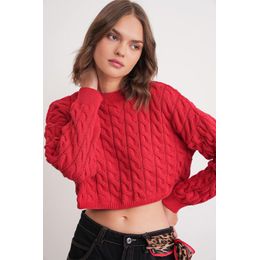 Kabelstrickmuster Rundhals-Pullover