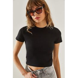 Basics Enganliegendes Rundhals-Crop-Top