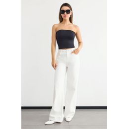 Tr&auml;gerloses Crop Top