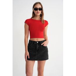 Slim Fit Crop T-Shirt