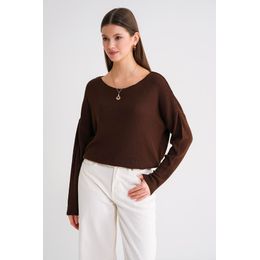 &Uuml;bergro&szlig;er Bootsausschnitt-Strickpullover