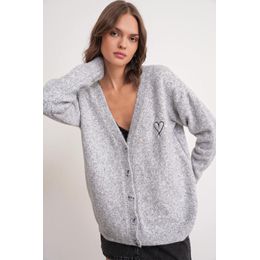 &Uuml;bergro&szlig;er Strick-Cardigan mit Herzdetail