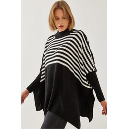 Gestreifter Rollkragenpullover im lockeren Schnitt