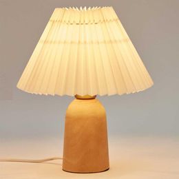 Pharao24.de Tischlampe mit Plissee Schirm im Skandi Design 33 cm hoch