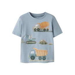 T-Shirt name it "NMMJAVOL SS NREG TOP", Jungen, Gr. 104, blau (blau fog), Jersey, Obermaterial: 95% Baumwolle, 5% Elasthan, bedruckt, regular fit normal, Rundhals, Shirts T-Shirt, Baumwollmischung, regular fit