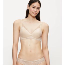 B&uuml;gelloser BH Triumph "Amourette Charm", Damen, Gr. 80, Cup B, beige (creamy dream), Microtouch, Obermaterial: 47% Polyamid, 36% Polyester, 17% Elasthan, BHs, Stretch-Spitze, tiefer V-Ausschnitt, weich, leichte Polsterung