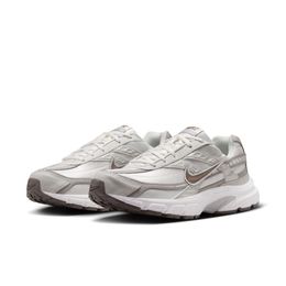 Sneaker Nike Sportswear "Initiator", Damen, Gr. 36,5, phantom, mink braun, light bone, sail, Leder, Textil, Schuhe Sneaker, inspiriert vom Design des Nike P-6000