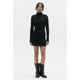 BENU Schwarzes Rollkragenkleid