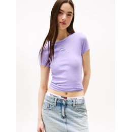 Kurzarmshirt Tommy Jeans "TJW SLIM BADGE RIB TEE", Damen, Gr. M (38), lila (ophelia lila tonal), Single Jersey, Obermaterial: 95% Baumwolle, 5% Elasthan, unifarben, slim fit normal, Rundhals, abgesteppt, Shirts, mit gerippter Struktur