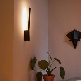PHILIPS Hue White & Color Ambiance Liane Wandleuchte, LED, 8719514343429,
