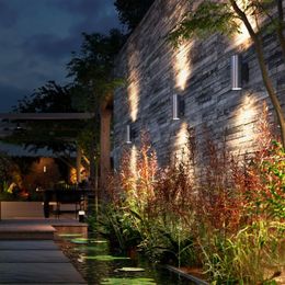 PHILIPS Hue White & Color Ambiance Appear Wandleuchte, LED, 8718696176207,
