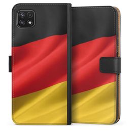 DeinDesign Galaxy A22 5G Handy Klapph&uuml;lle Handyh&uuml;lle aus Kunst Leder schwarz Flip Case Flags Flag Germany Sideflip mit langer Lasche