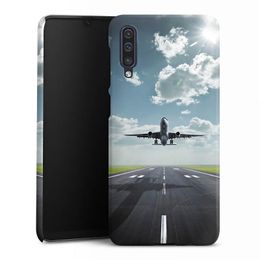 DeinDesign Galaxy A50 Handy Premium Case Smartphone Handyh&uuml;lle Schutzh&uuml;lle matt Wanderlust Airplane Urlaub Premium Case