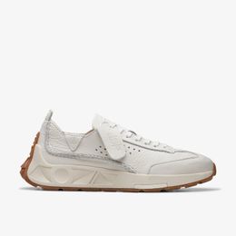 Clarks Craft Speed. Off White Lea Sneakers