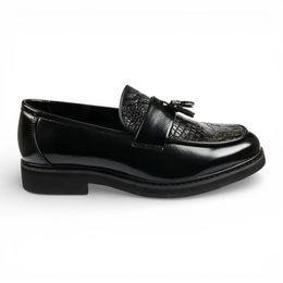 Schwarze Herren-Loafer aus Kunstleder mit Quasten und Profilsohle