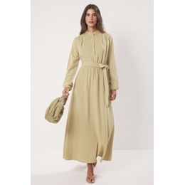 Lange, gerade geschnittene, l&auml;ssige/alltagstaugliche, dezente Kleider f&uuml;r Damen