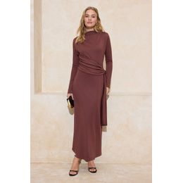 Langes, flaches Maxikleid f&uuml;r Damen, l&auml;ssig/alltagstauglich, figurbetont, mit Hijab-Schnitt