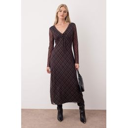 Sehr farbenfrohes, flaches, langes, l&auml;ssiges/figurbetontes Maxikleid f&uuml;r Damen