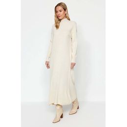Trendyol Kleid in Creme - 62% | Gr&ouml;&szlig;e L | Damen-kleider