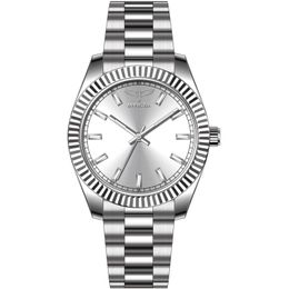 Invicta Specialty 69013 Herrenarmbanduhr - Quartz Uhrwerk - Edelstahl mit silbernem Zifferblatt - 40 mm