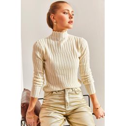 Taillierter gerippter Rollkragenpullover
