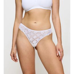 Slip Triumph "Amourette Hipster String", Damen, Gr. 36, wei&szlig;, Microfaser, Obermaterial: 83% Polyamid, 17% Elasthan, Unterhosen Slip, Stretch-Spitze