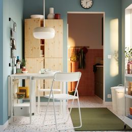 IKEA VIHALS / VIHALS Tisch und 2 Klappst&uuml;hle